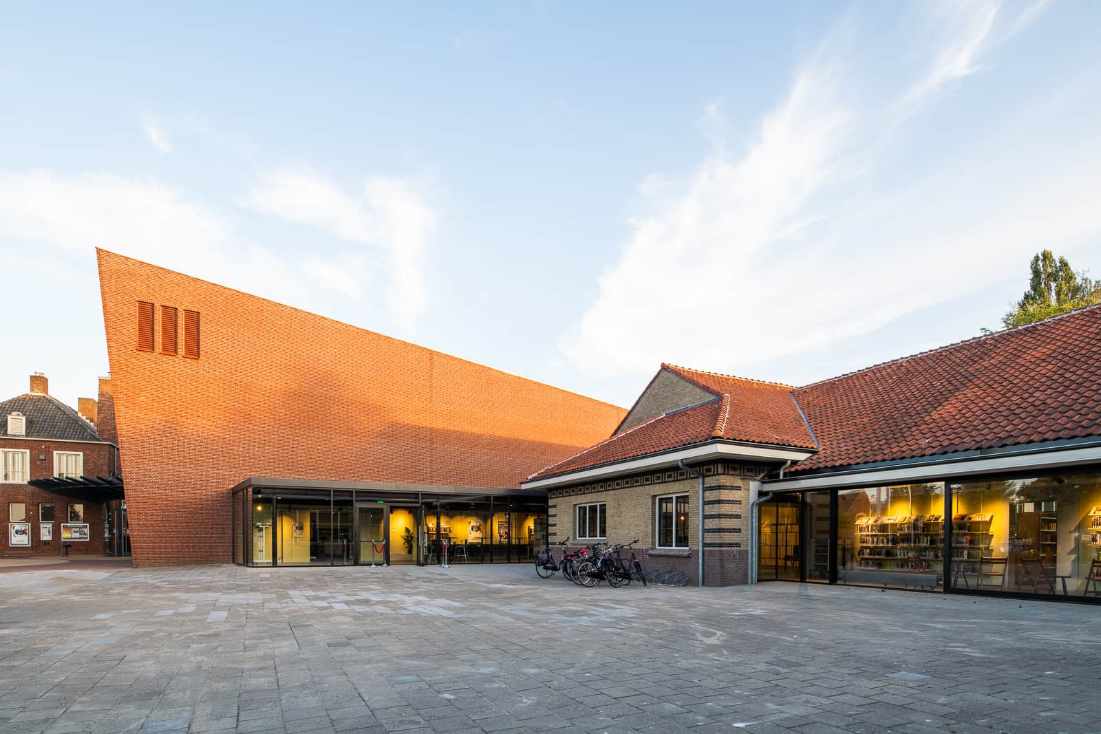 Filmhuis De Kappen weer geopend! - Rond Haaksbergen